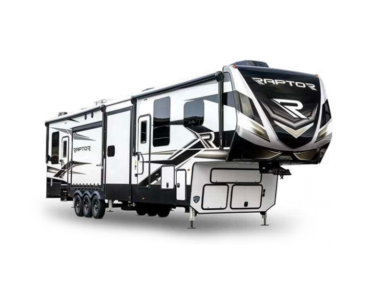 Best RV For Boondocking: 5 Must-Haves For Off-Grid Travel